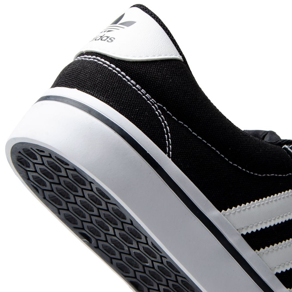 Tênis Unissex Adidas Seeley Br - overboard